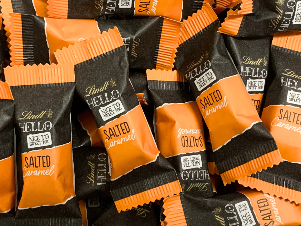 Lindt Hello Mini Salted Caramel | 10g – Chocolate Emporium